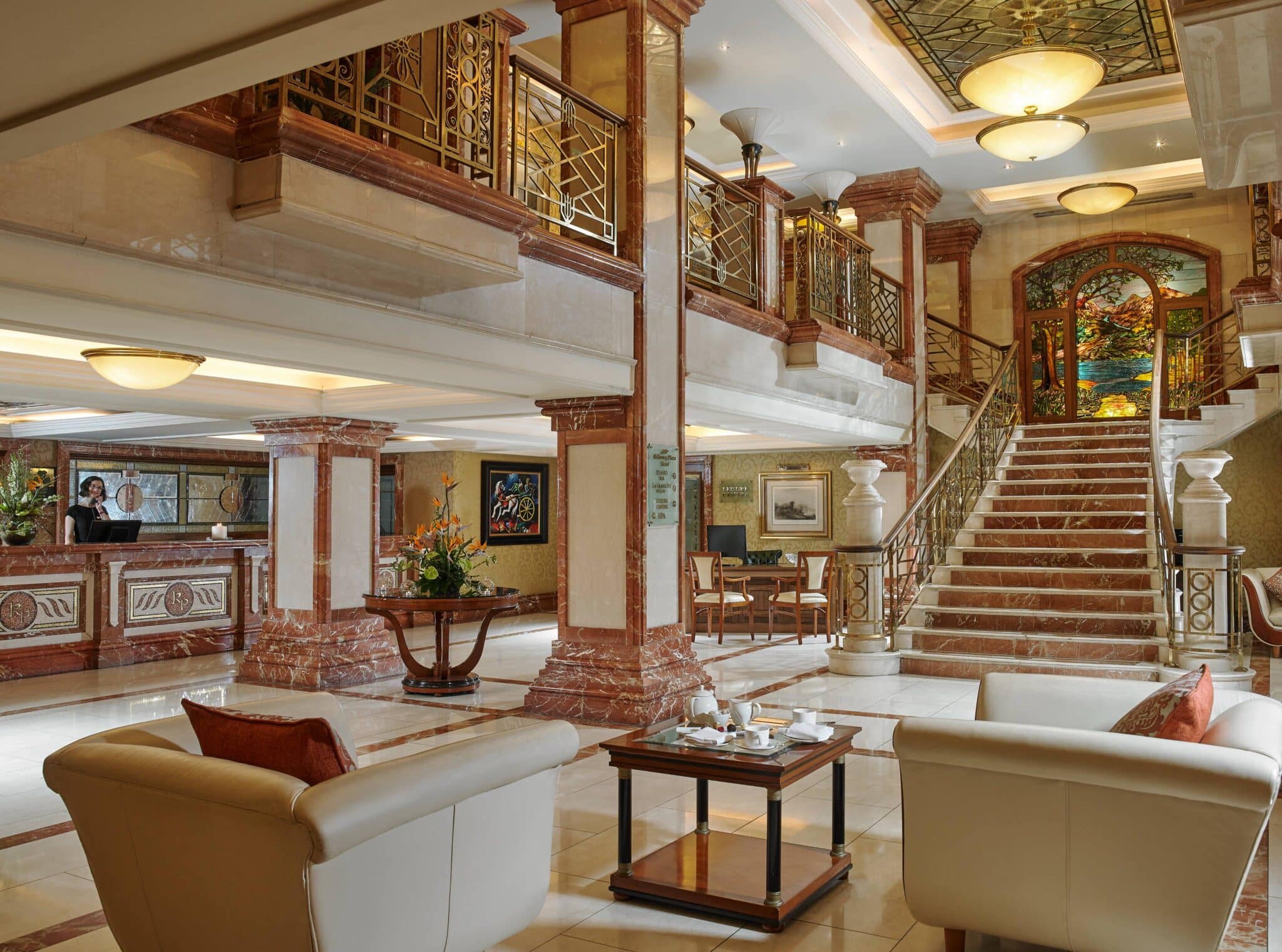 Killarney Plaza Hotel & Spa - Golf Post